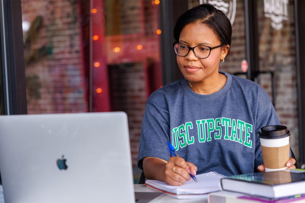 Online Student Experience at USC Upstate